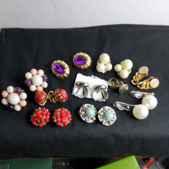 Vintage bundle of ten clip-on earrings | Jewelry | Vintage Clipon ...